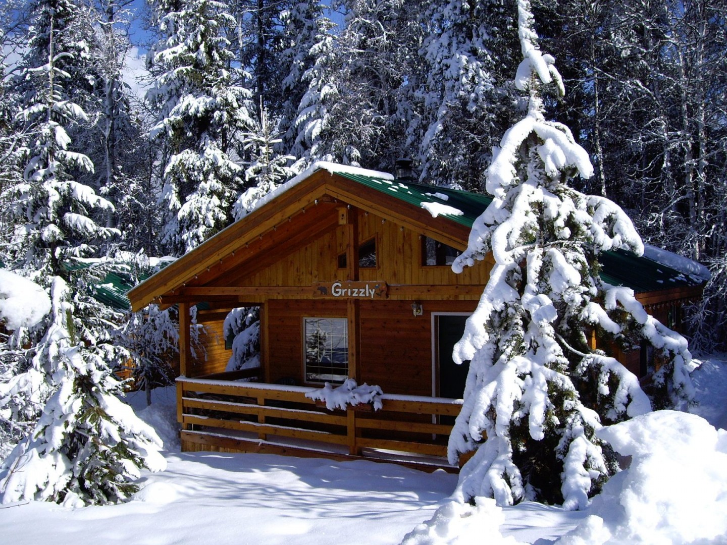 Lodges in and around Golden| Tourism Golden, British Columbia, Canada